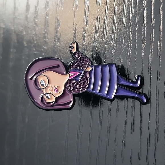 Disney | Accessories | Disneys The Incredibles Edna Mode Enamel Pin ...